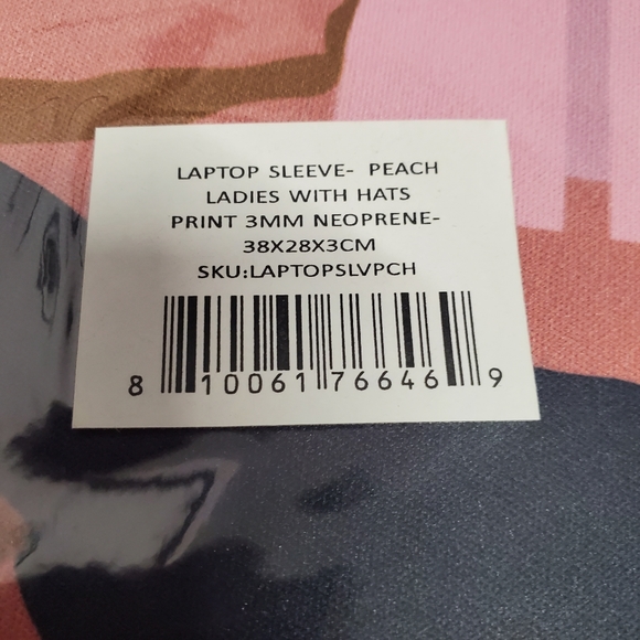 Izzy & Liv | Bags | Izzy Liv Neoprene Lap Top Case New | Poshmark